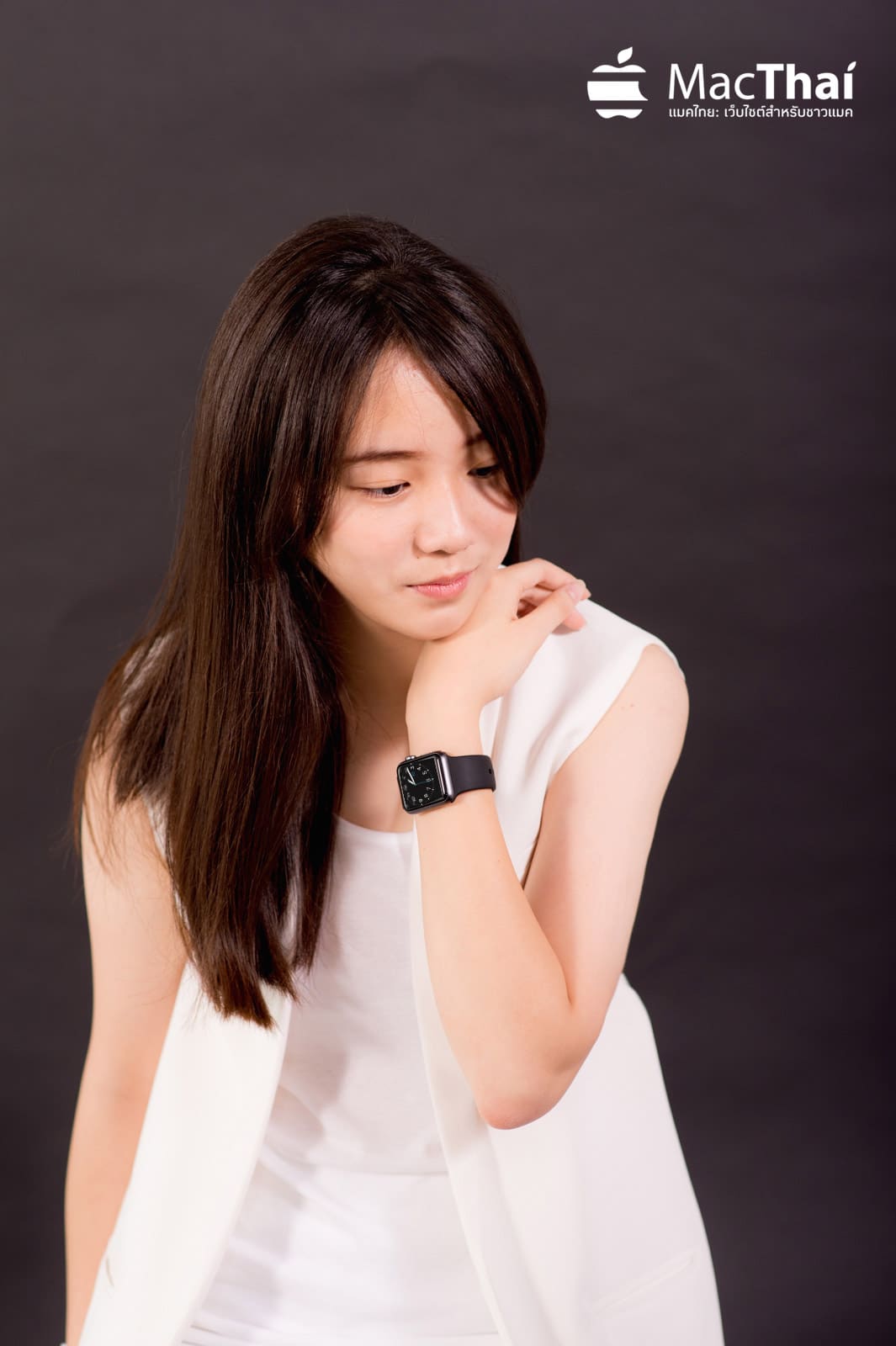 MacThai Model "น้องน้ำ" นักเรียนมัธยม กลับมาอีกครั้งพร้อมกับ Apple Watch