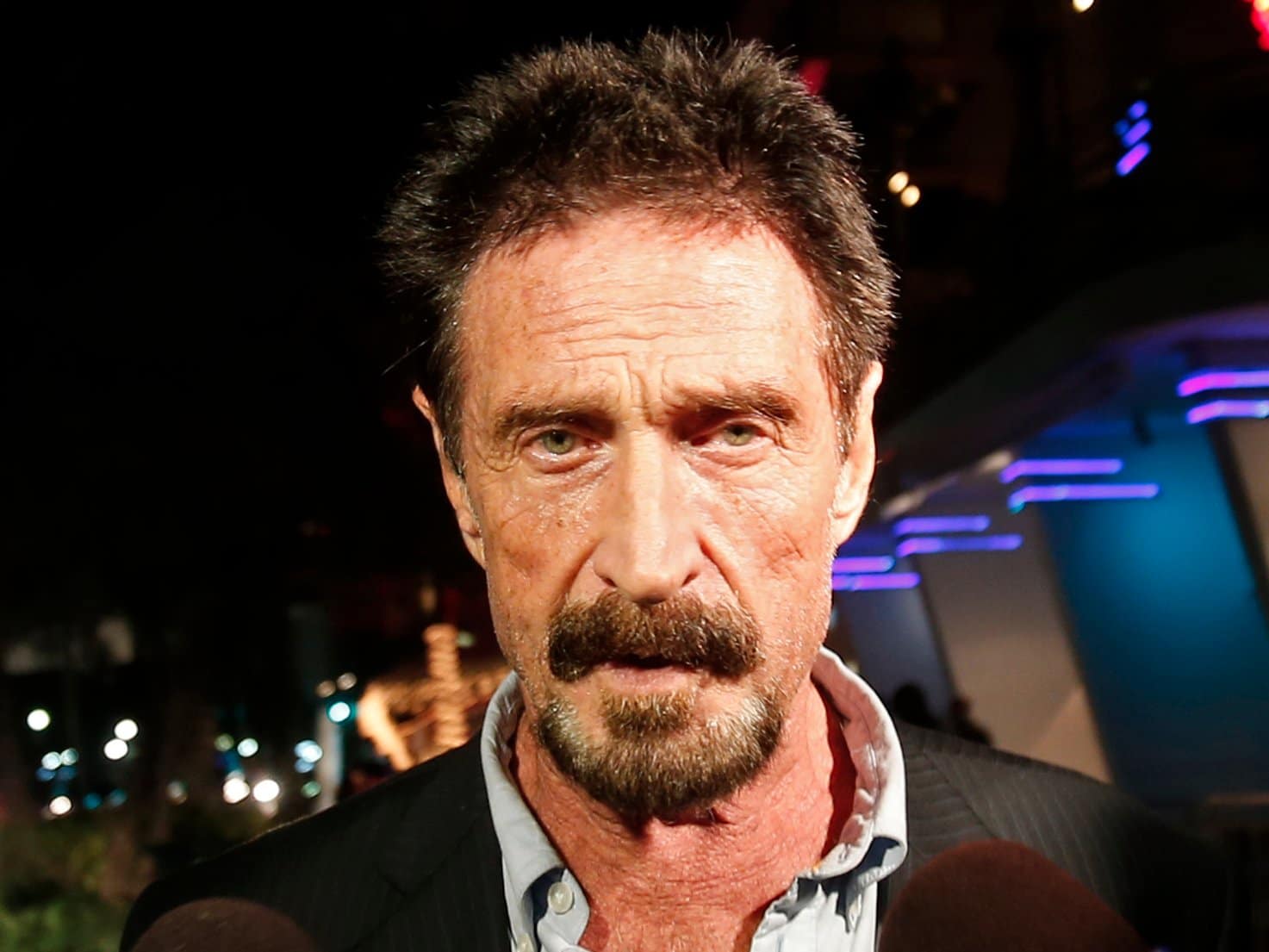 John McAfee ผู้เชี่ยวชาญความปลอดภัยประกาศอยู่ข้าง Apple พร้อมว่า FBI ...