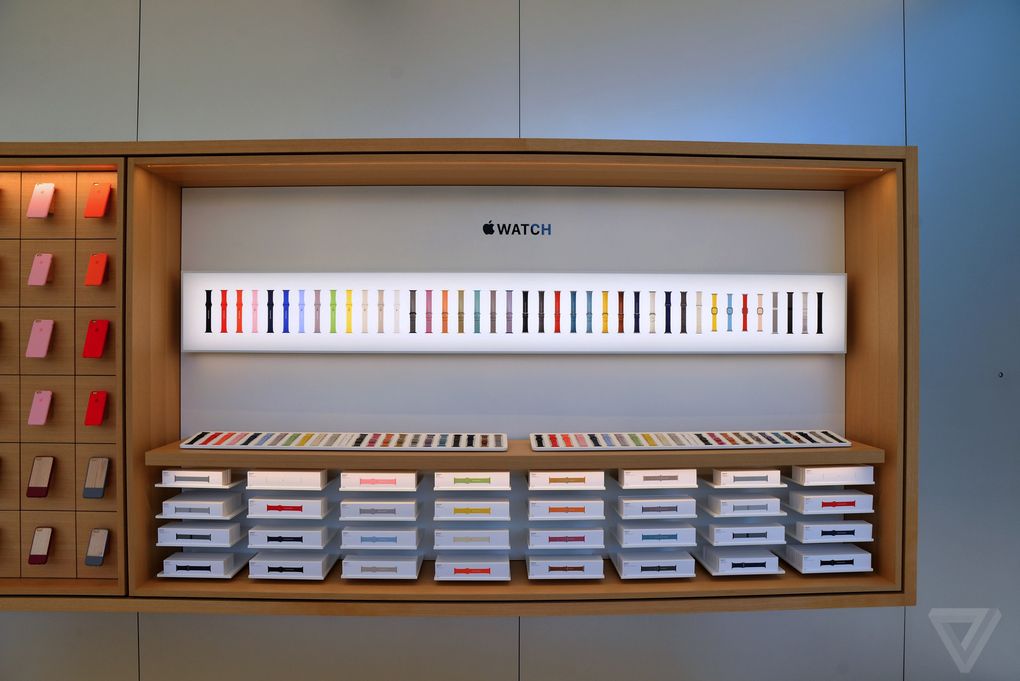 Apple ฉลองครบรอบ 15 ปี Apple Store ด้วยการโชว์ร้านแห่งอนาคต
