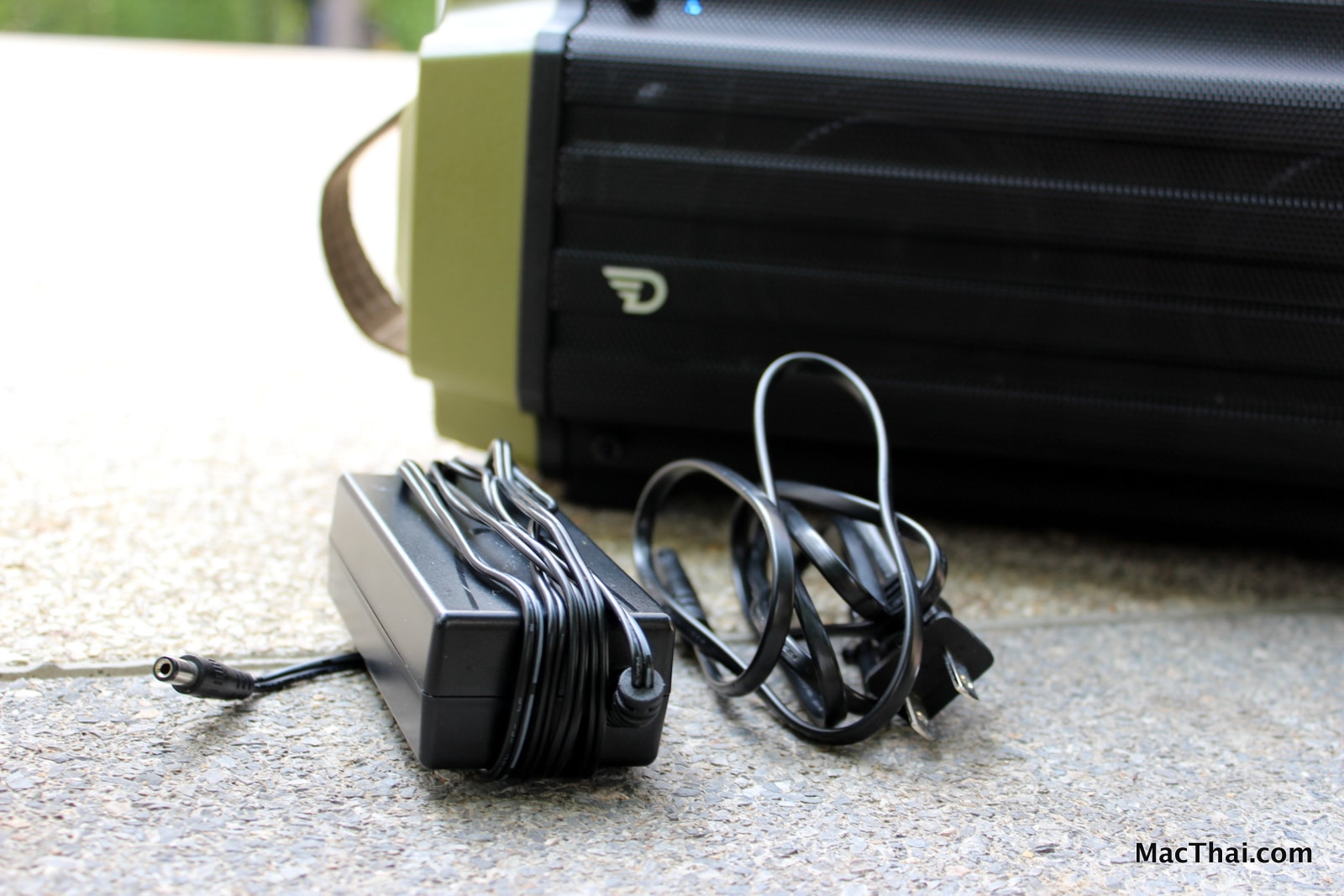 รีวิวลำโพง DreamWave Tremor เสียงดังสะใจ แข็งแรงทนทาน กันน้ำได้ ชาร์จ ...