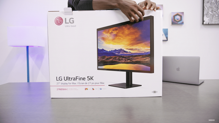ชมคลิปแกะกล่องหน้าจอ LG Ultrafine 5K รุ่นใหม่ ที่เปิดตัวพร้อม MacBook Pro