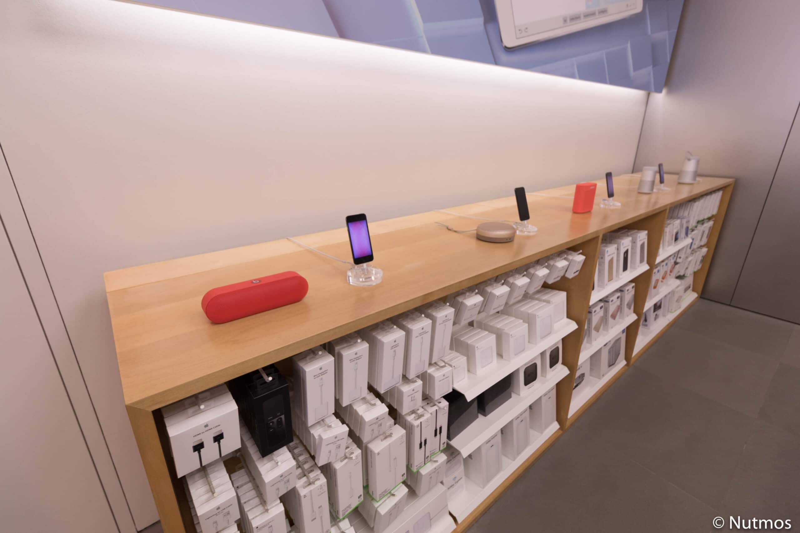 พาชม Apple Fukuoka Tenjin แห่งภูมิภาค Kyushu