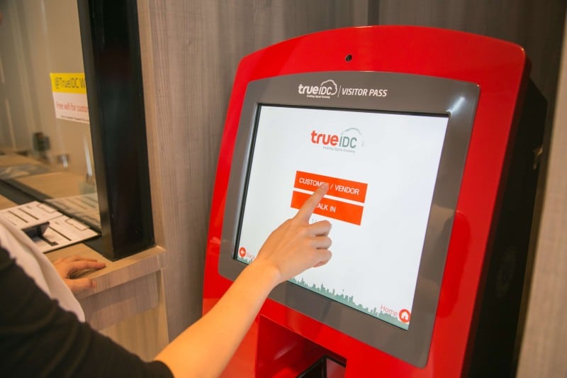 พาชม Data Center ใหม่งบพันล้านของ True IDC ทันสมัย ปลอดภัย มีหุ่นยนต์ด้วย