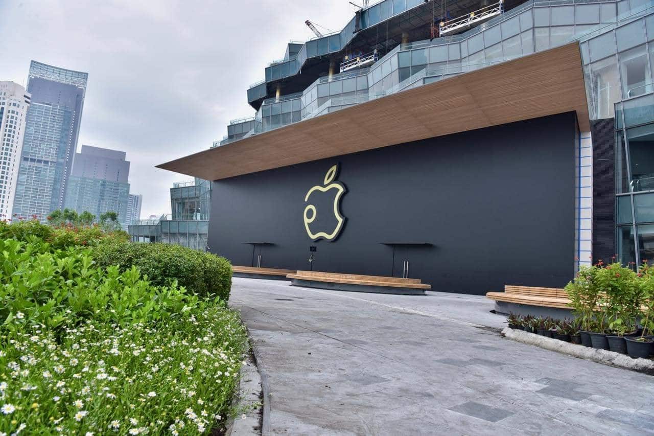 [ชมภาพ] ร้าน Apple Store สาขา Iconsiam ติดป้ายสวยงาม พร้อมเปิด 10 พ.ย. ...